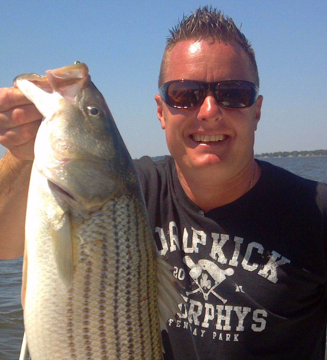 Charlie Moore's Instagram, Twitter & Facebook on IDCrawl