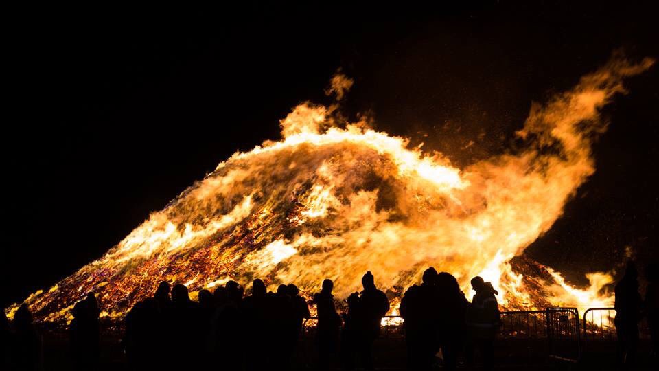 Some incredible pictures from Betley Bonfire - taken by Duncan ...
