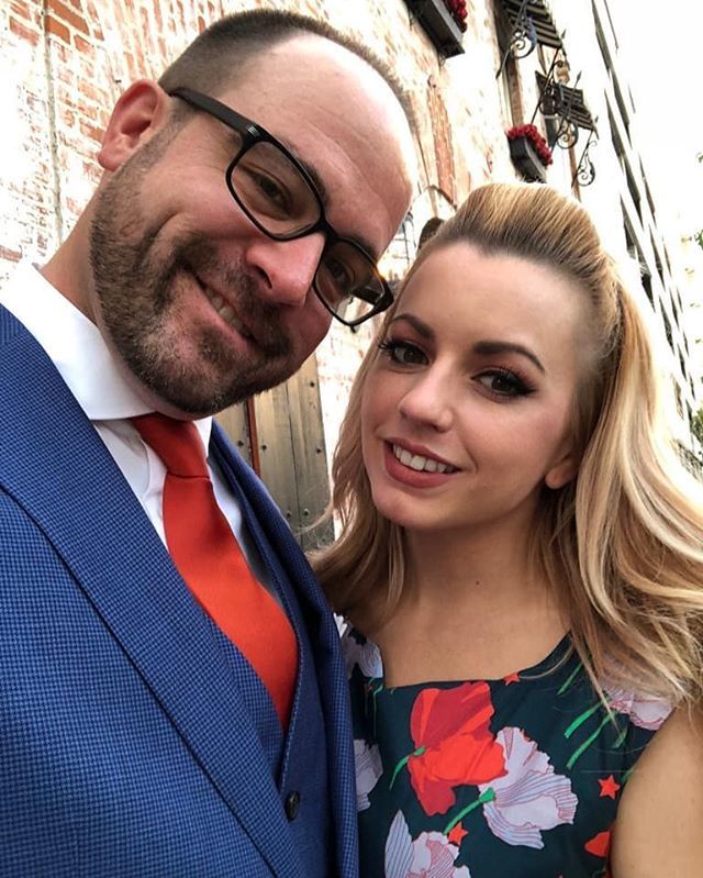 Lexi Belle's - is a porn model. Video, photos, and biography.