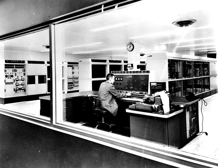 Mainframe Computer 1950 Mainframe Computer 1950