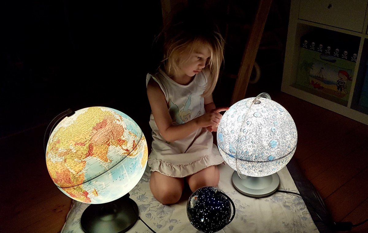 Goodnight #Moon from #Berlin, Germany #OrionESM @esa @AirbusSpace #moon ...