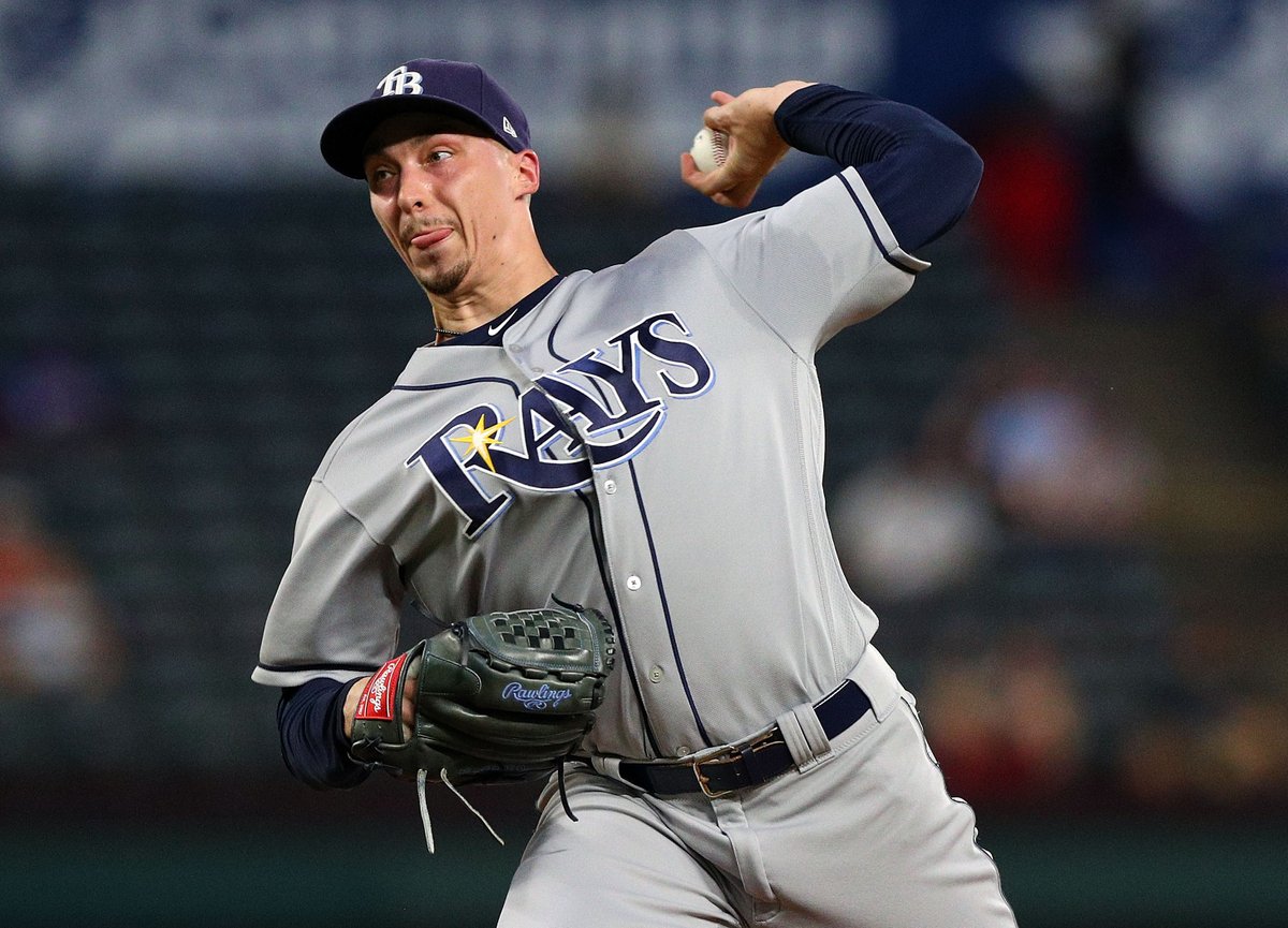 Blake Snell and Jacob deGrom win 2018 Cy Young Awards / Twitter