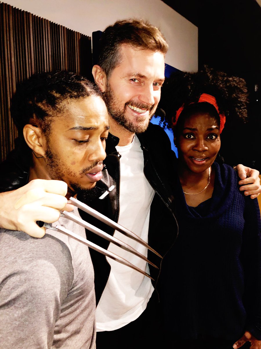 Richard and two very scared colleagues ;-) : r/RichardArmitage