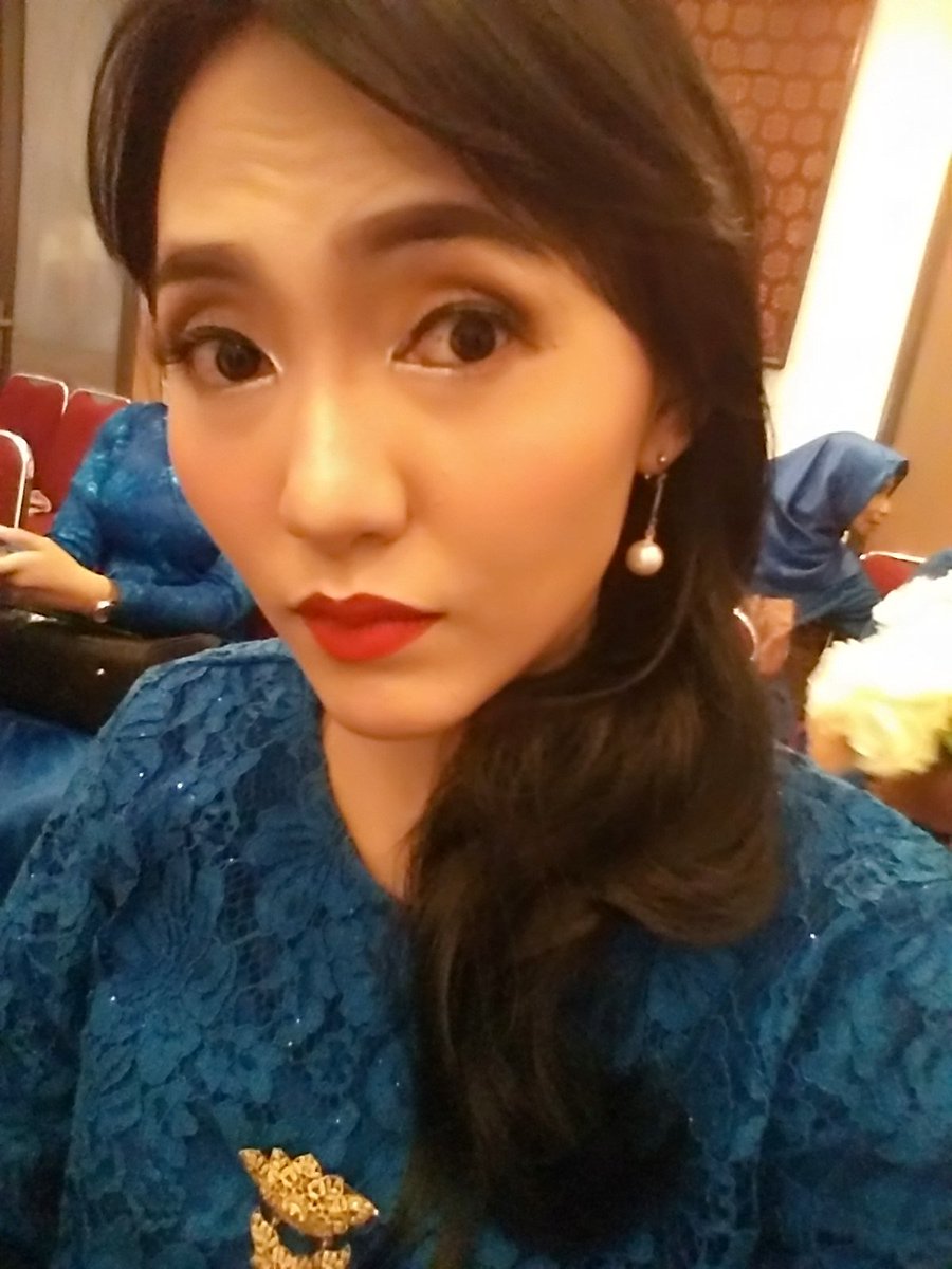 Ita Suwardi (@primaditya) | Twitter