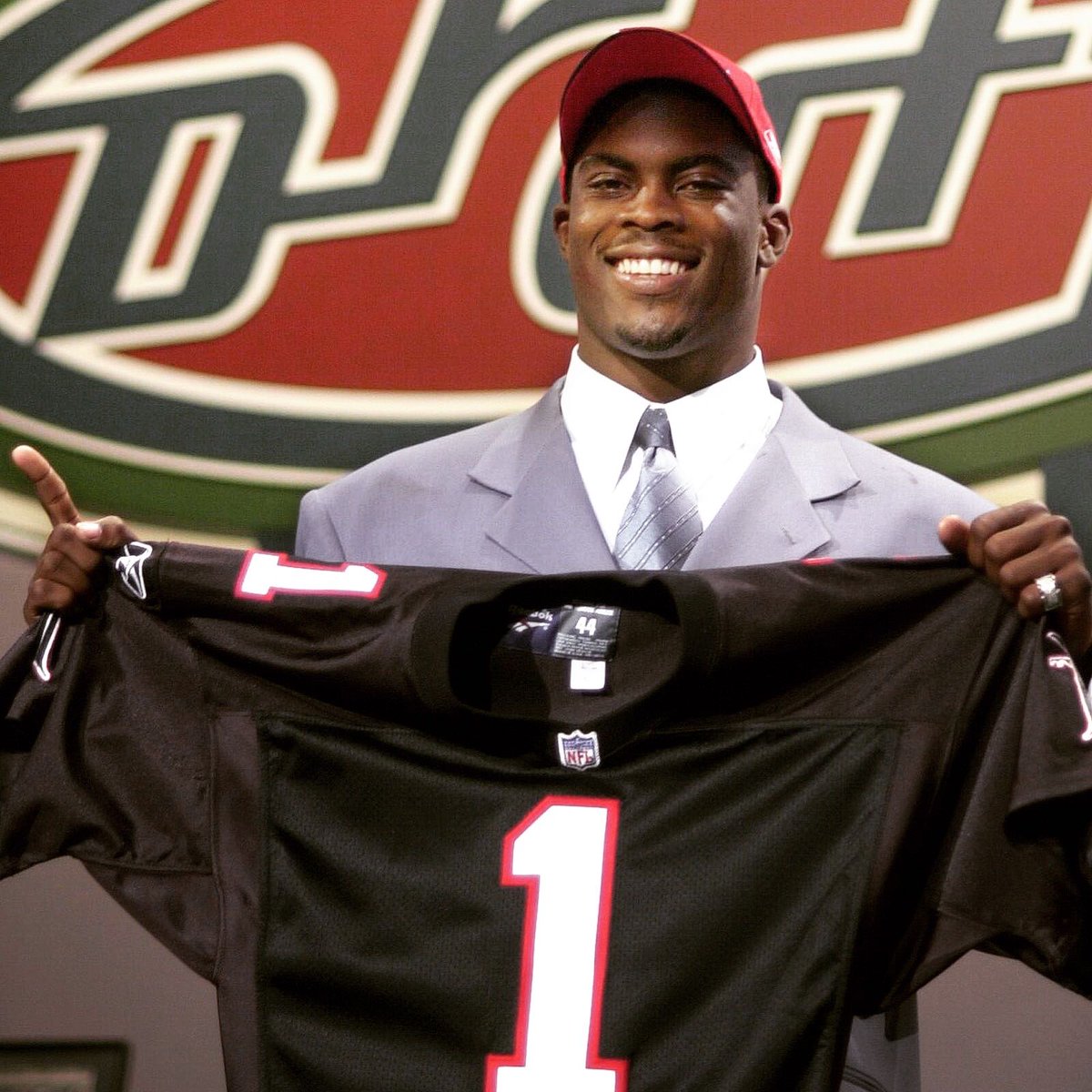 17 years ago today, a young Mike Vick made his first NFL start and ...