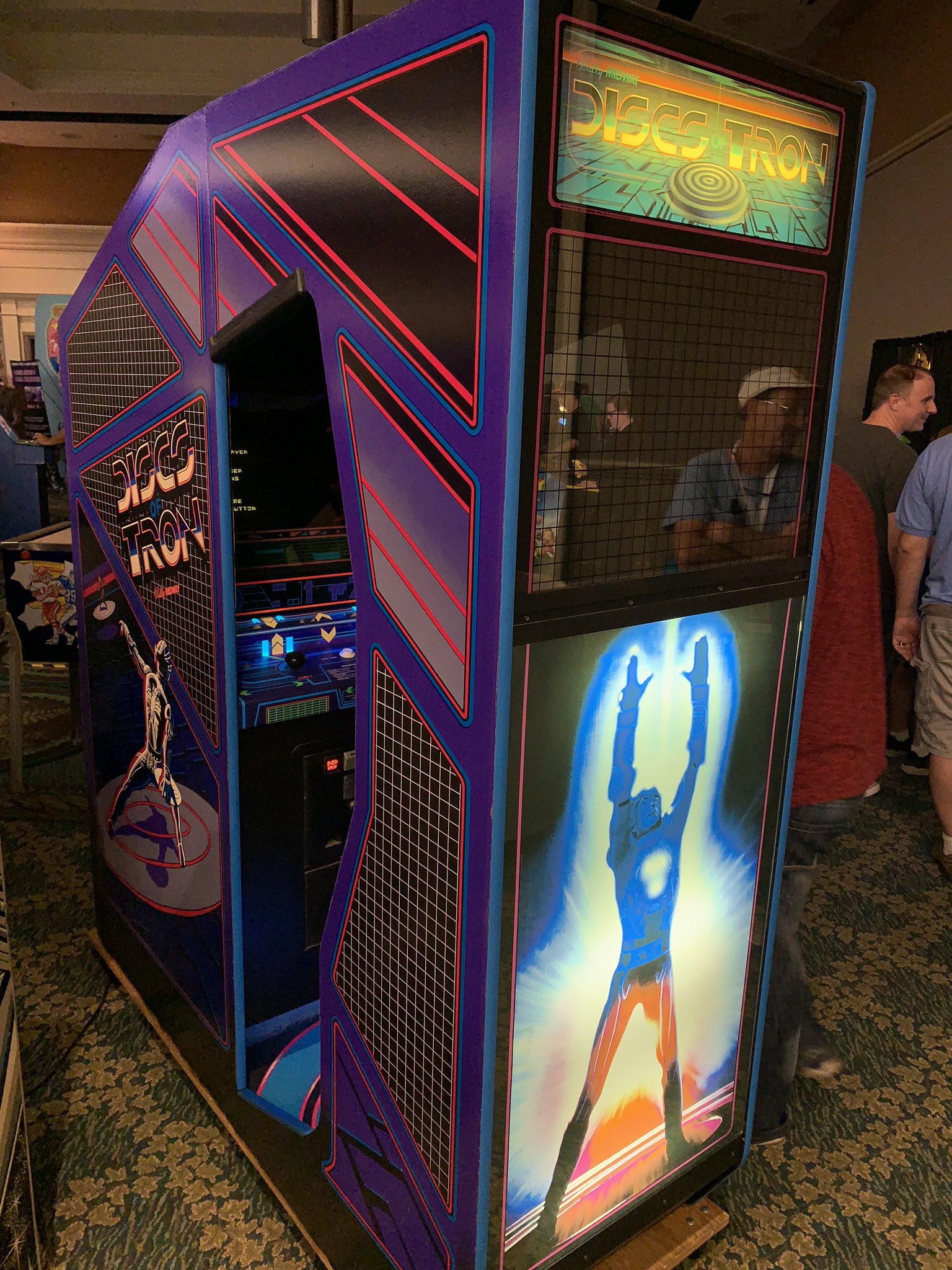 Discs Of Tron Arcade Game