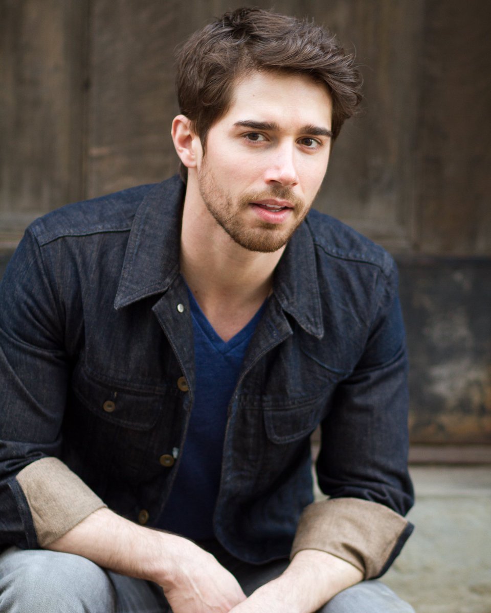 Chris Matesevac's Instagram, Twitter & Facebook on IDCrawl