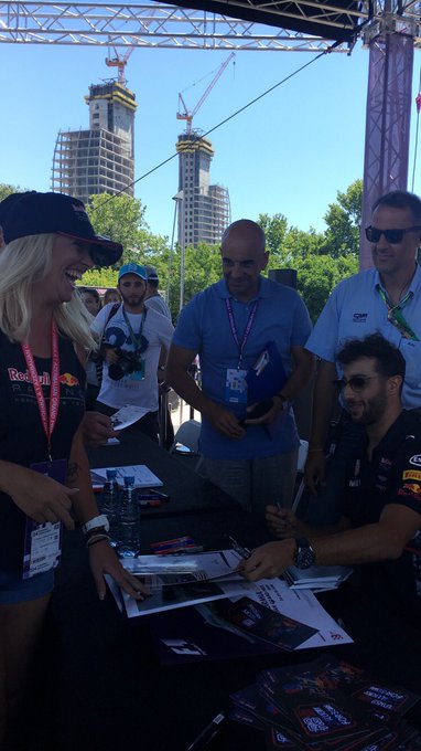 TW Pornstars - Xena. Pictures and videos from Twitter.