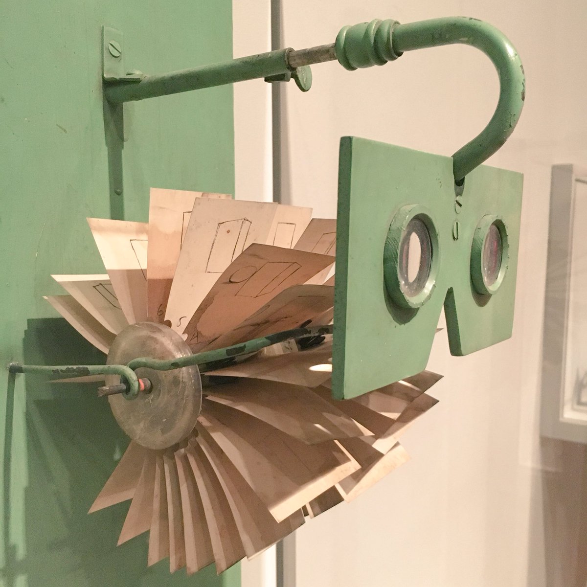 How To Make A Mutoscope