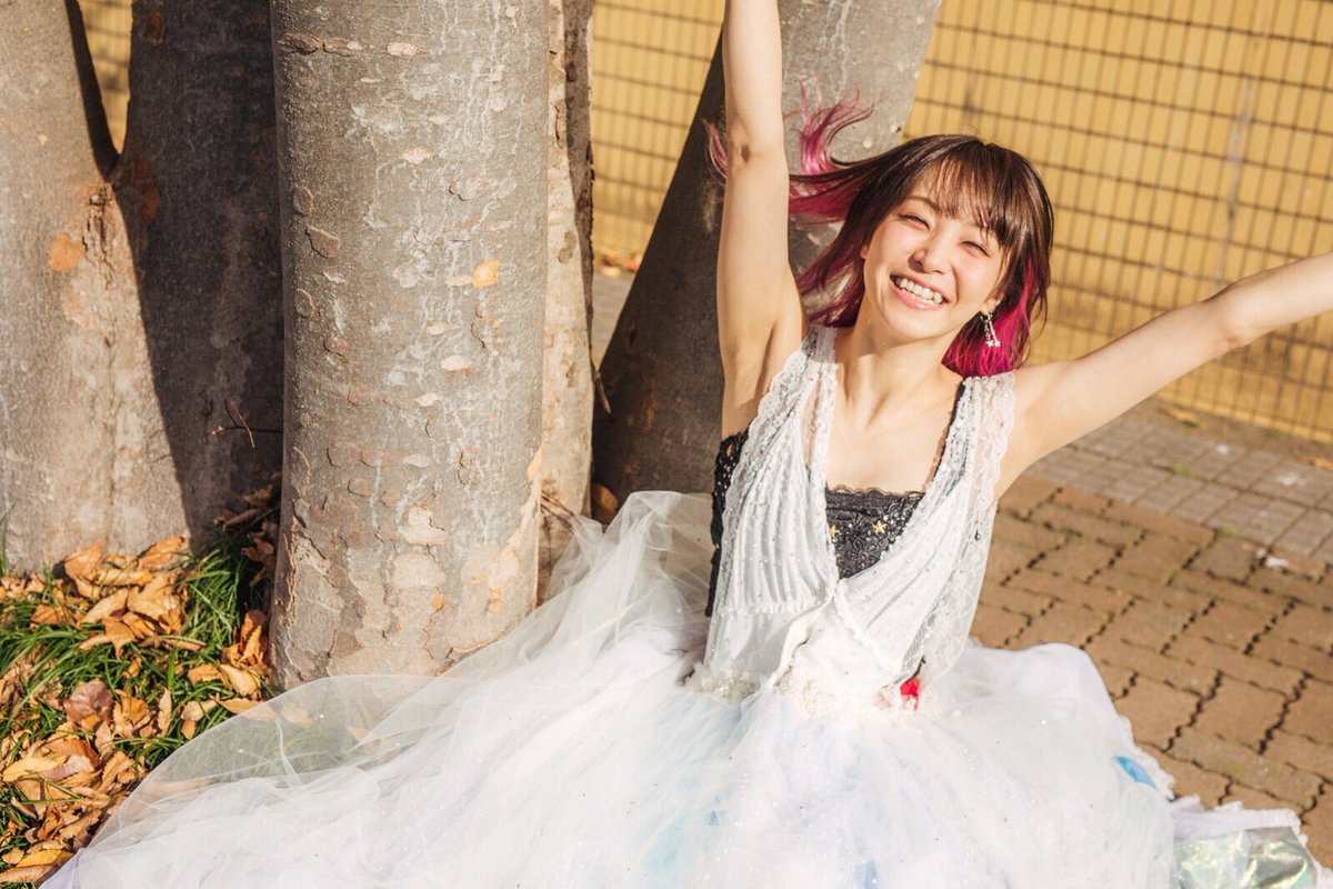 285 best Twitter @lisa_olive images on Pholder | 朝から撮影してる📸💤