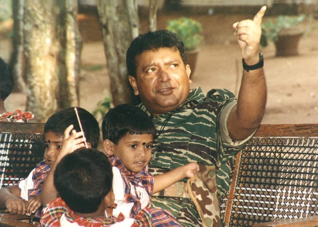 Velupillai Prabhakaran With Mgr