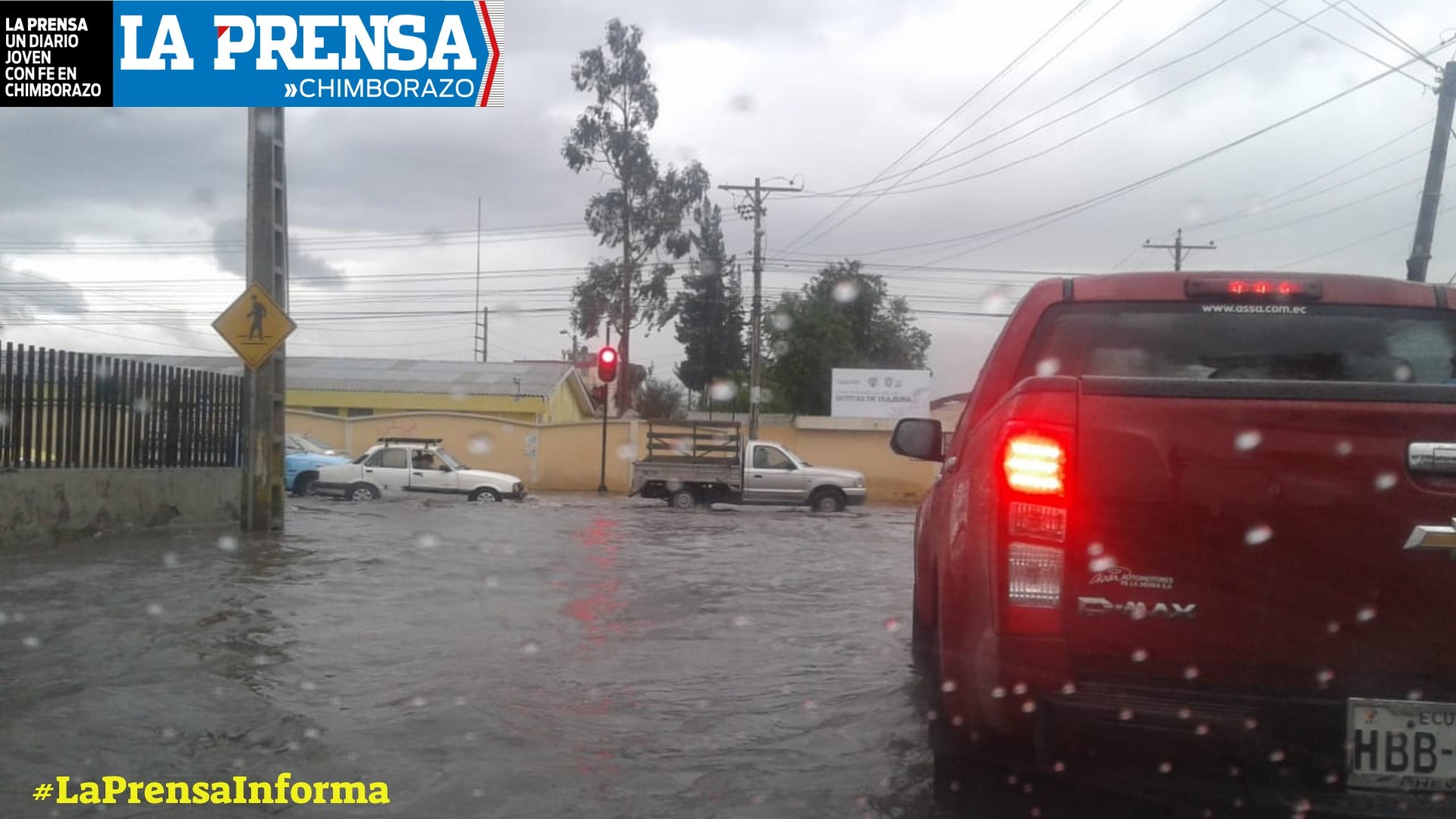 La Prensa Chimborazo On Twitter ⛈️☔️ Fuerte Lluvia Cae Riobamba Una
