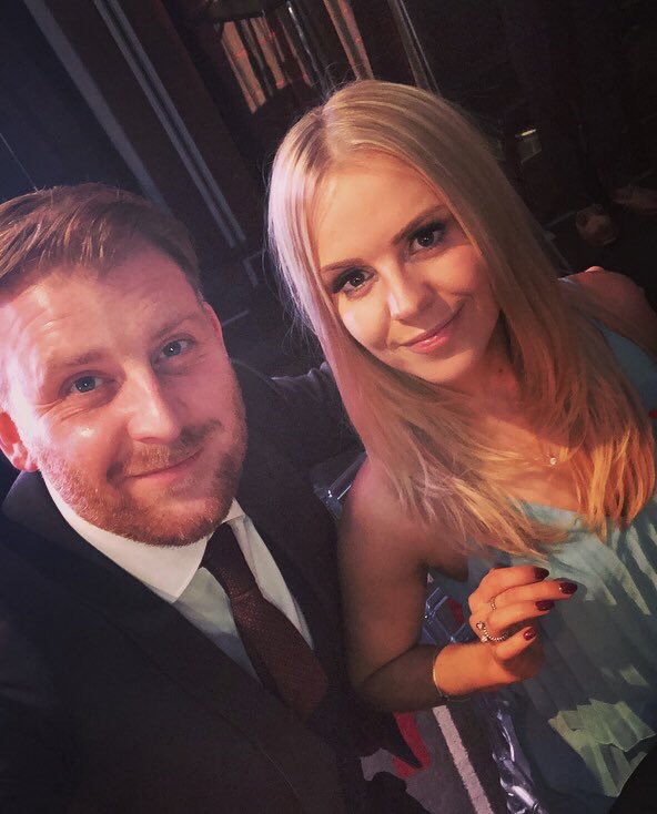 Becky Davis's Instagram, Twitter & Facebook on IDCrawl