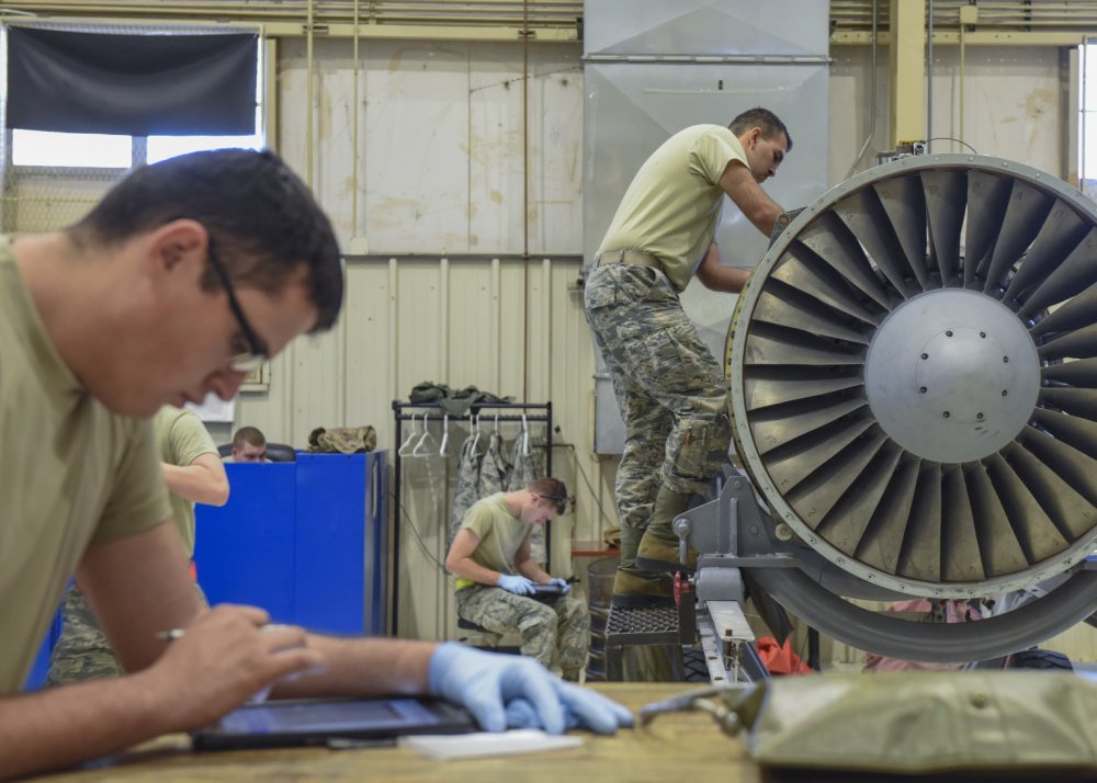 Night vision course helps train trainers > U.S. Air Force > Article Display