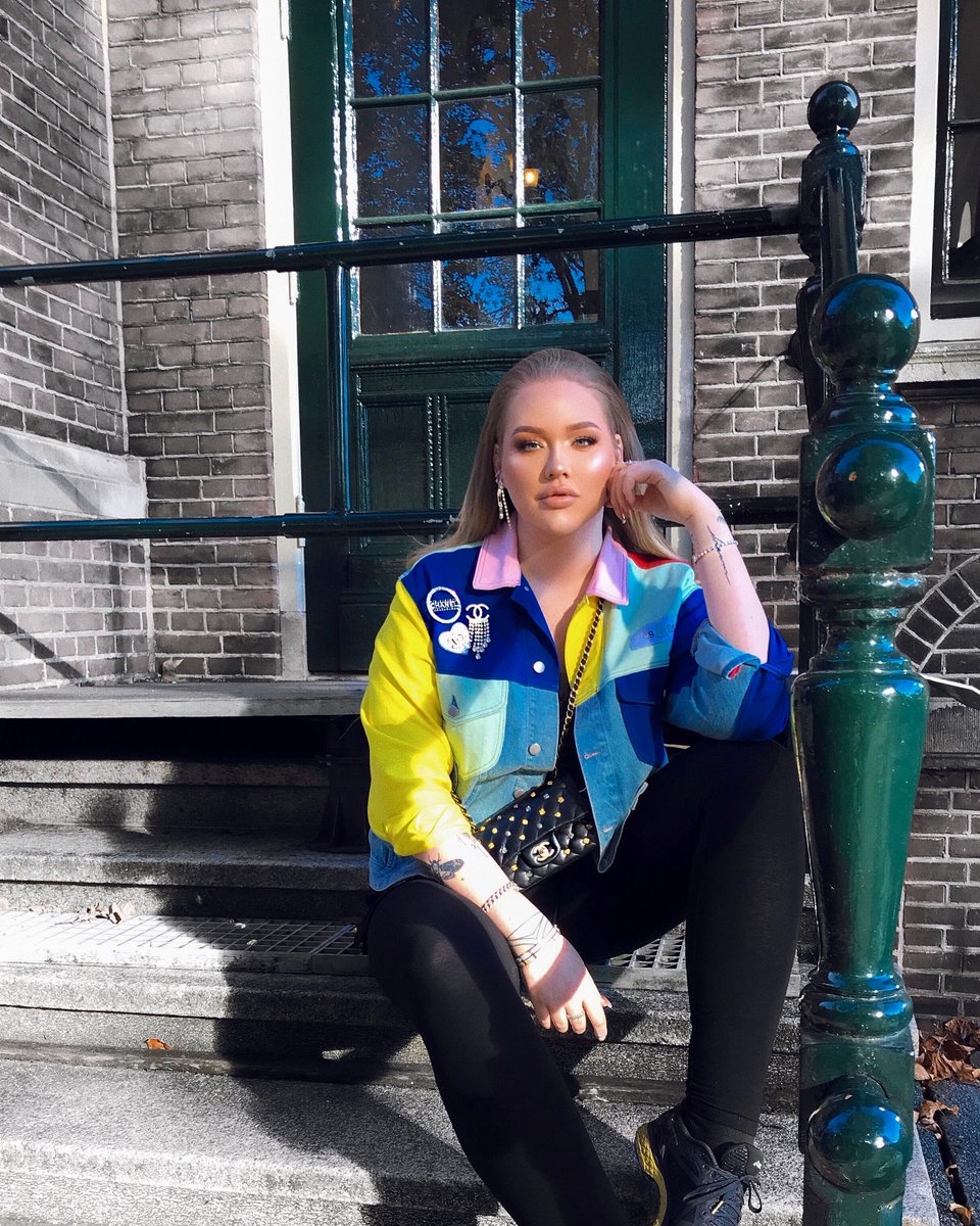 97 best Twitter @nikkietutorials images on Pholder | strawberry pop 🍓