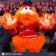 Thread by @COLEMANICEWATER: "Turns out Gritty has a gross purple belly ...
