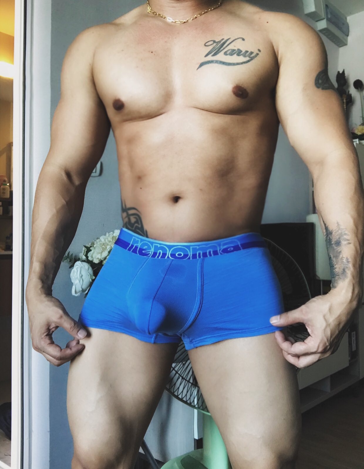 Waruj9”(ตัวจริง)ทวิตนี้เท่านั้น on Twitter: "อึดอัดมากทำไงดี..ช่วยหน่อย #มาเอาออกให้ที…