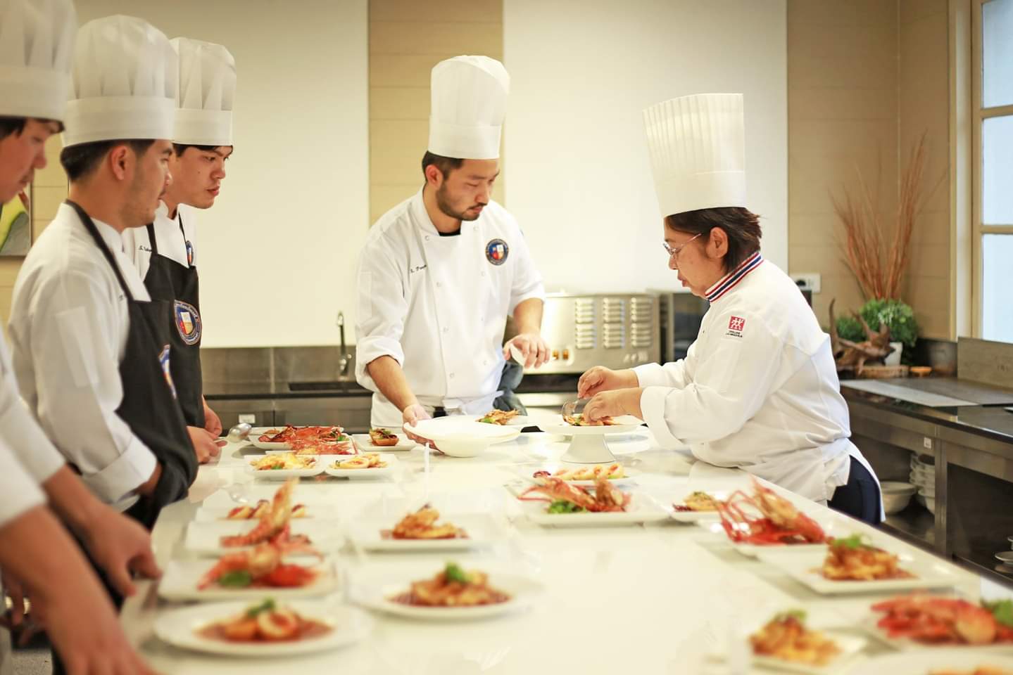 MSC Thai Culinary School on Twitter: "บรรยากาศการเรียนการสอนที่สนุกสนานแต่อัดแน่น!!! ไปด้วย ...