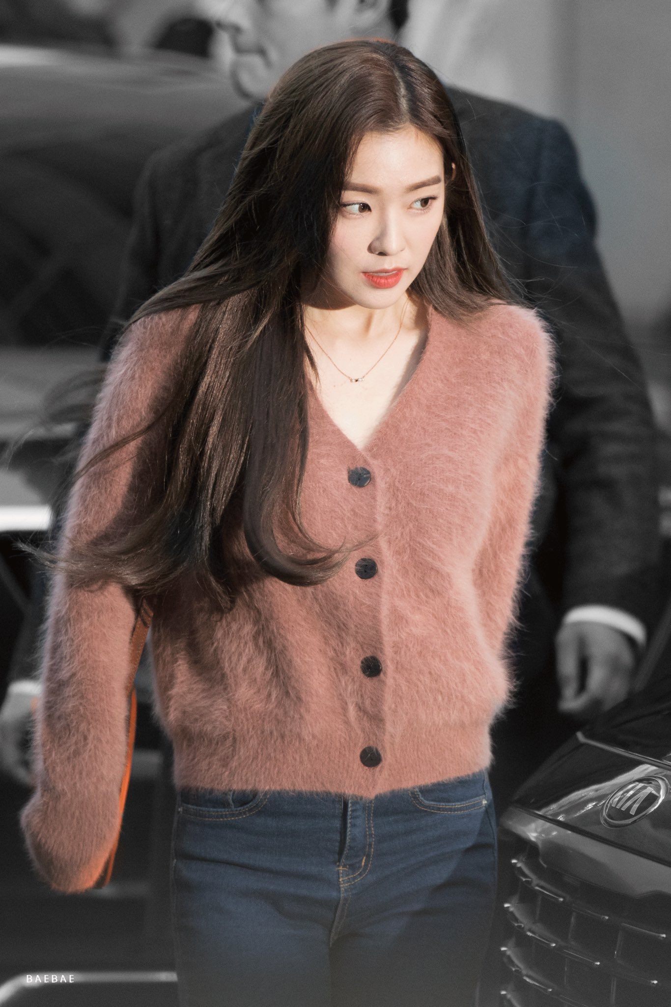 IRENE (아이린) NEWS 🍔🍔 on Twitter: "[HQ] 181122 #IRENE "Hazzy's Accessories Flagship Store" Opening ...