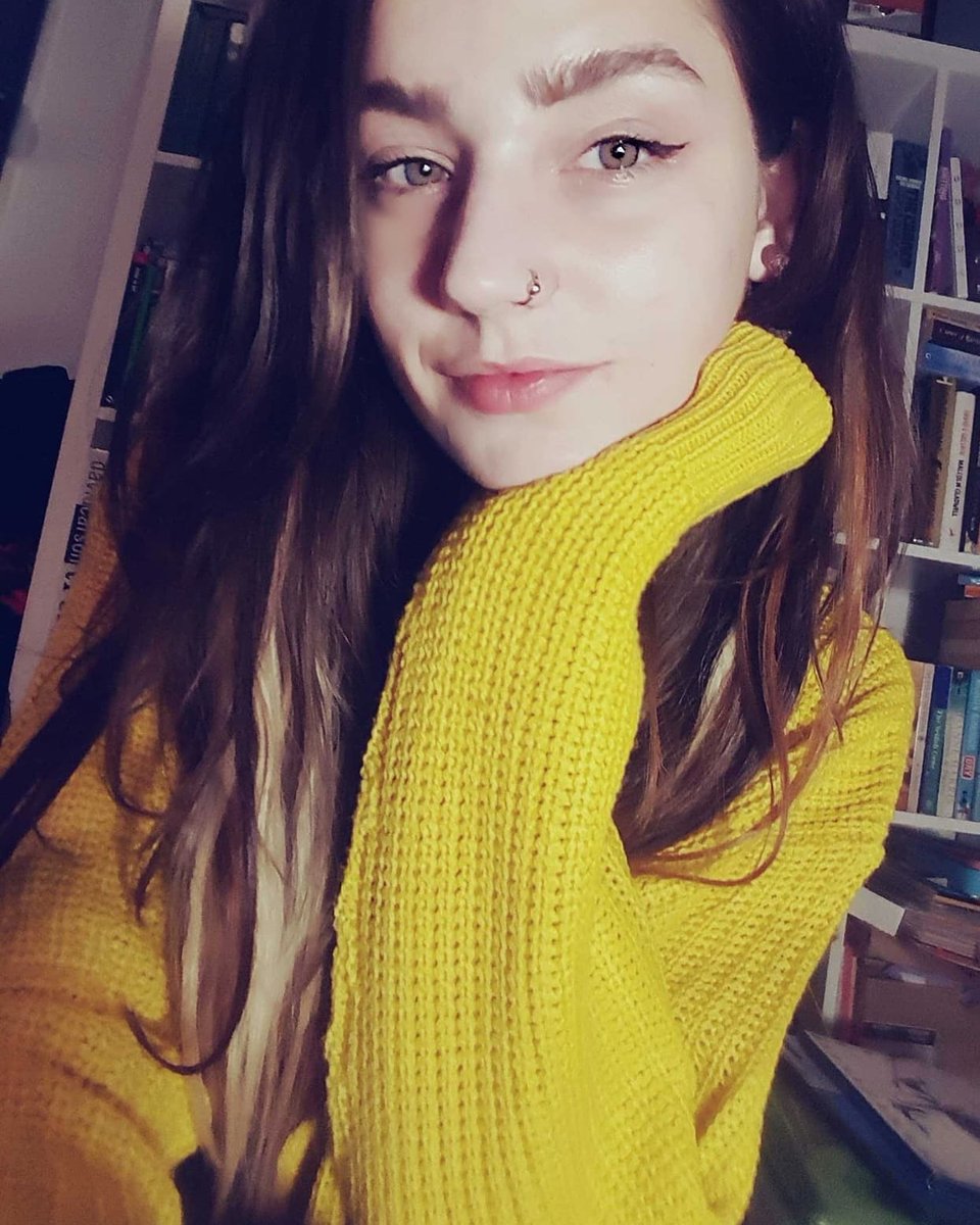 Kate Flood's Instagram, Twitter & Facebook on IDCrawl