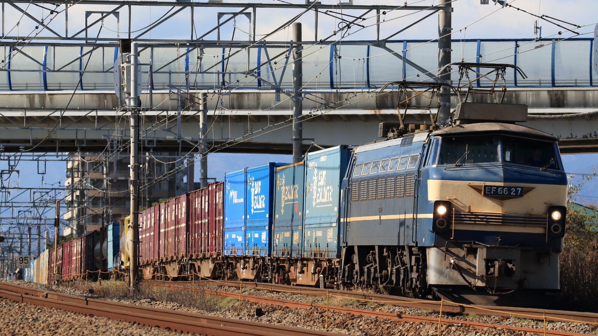 区間快速-SUB. RAPID EXP. on Twitter: "本日(2018.11.23)の撮影（東海道線上り遅れ貨物） #1:遅2062レ EF66 27牽引貨物列車 #2:遅 ...