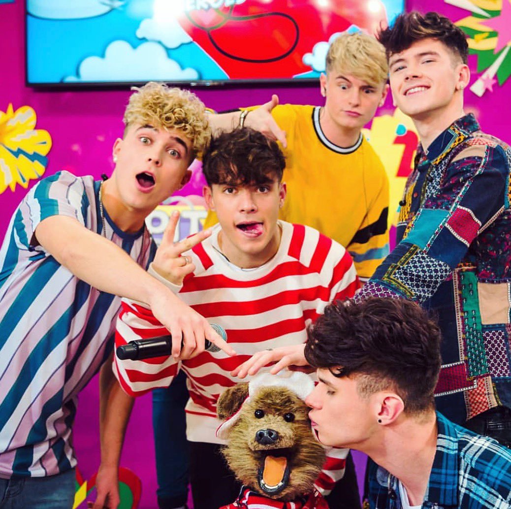53 best Cbbc images on Pholder | Casual UK, Cbbc and Princesses Of Power