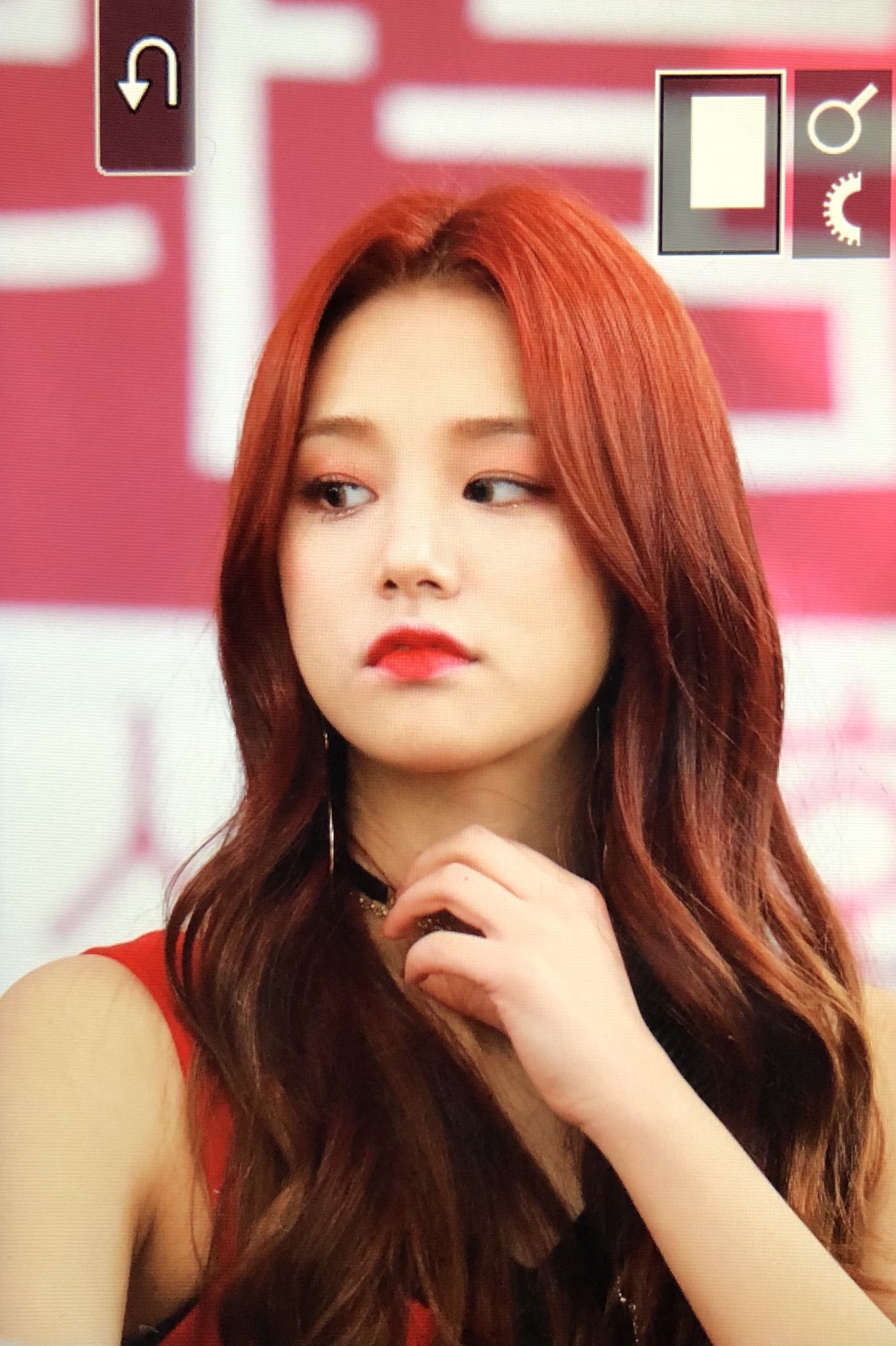 안솔빈닷컴 on Twitter: "181208 김포공항 @officialLABOUM #라붐 #LABOUM #솔빈 #SOLBIN #불을켜 오늘 프리뷰 풍년이지롱 🔥💥☄️ ...