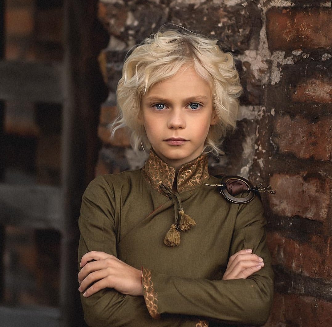 Viserys Targaryen And Daenerys Targaryen