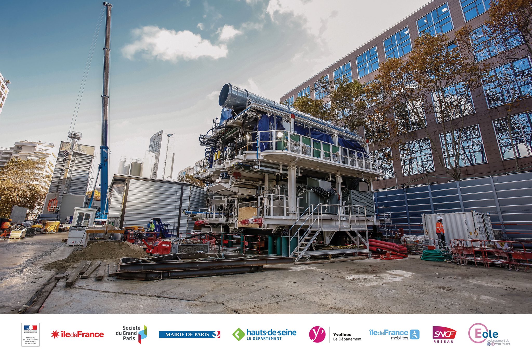 SNCF Réseau on Twitter: "Le tunnelier arrive par convois exceptionnels depuis août 2018 sur le ...