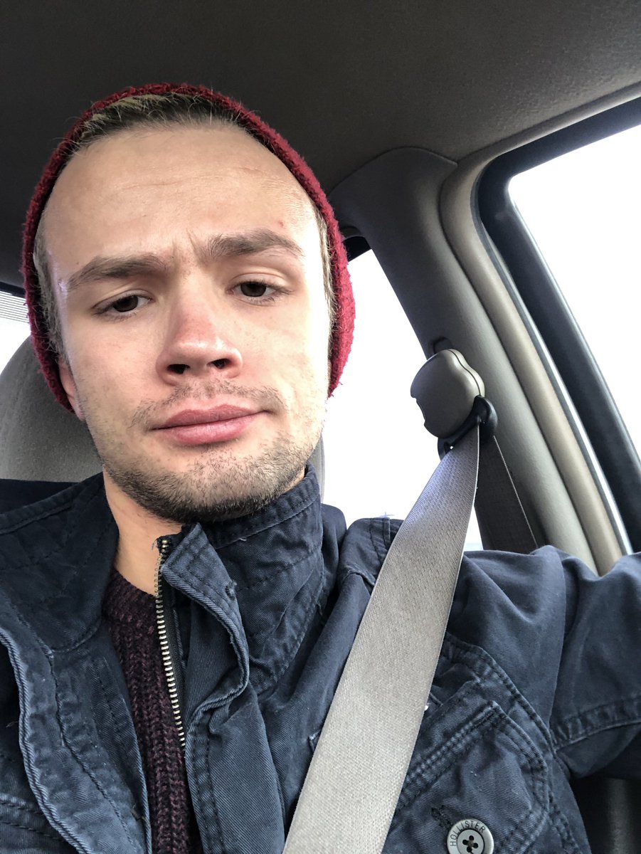 Logan Cross on Twitter: "Looking like a sexy man here! 👍…