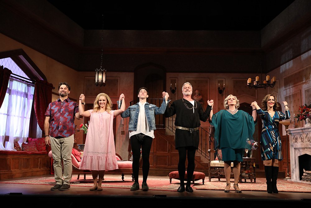 Cast Taking A Bow