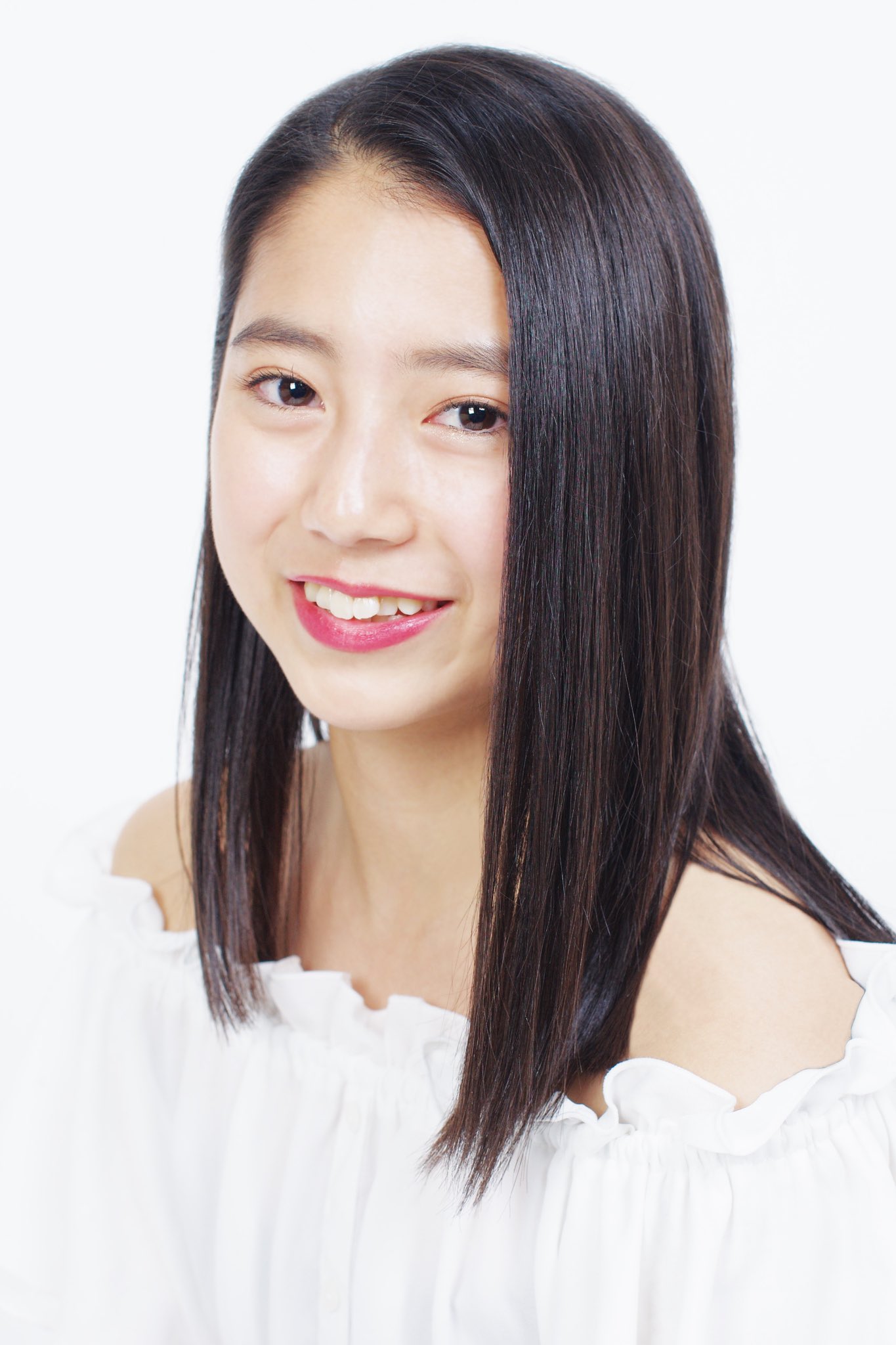 PLATINUM PRODUCTION on Twitter: "【山本祐里奈】 12/3(月) 本日 22:00〜23:00 Abema TV 『今日、好きになりました。』 是非ご覧ください ...