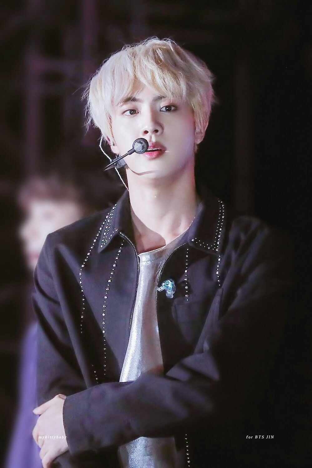 KPOPINA on Twitter: "يوم ميلاد سعيد لعضو BTS جين! نبذة مختصرة: (26 عامًا/1992) - لونه المفضل هو ...