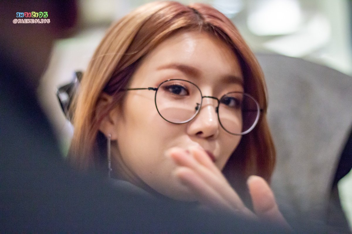 우주소녀에 원앤온리 사랑 : 다원 ️ [HQ] 181221 WJSN Dawon at SIN Arrival 우주소녀 다원 싱가폴 ...