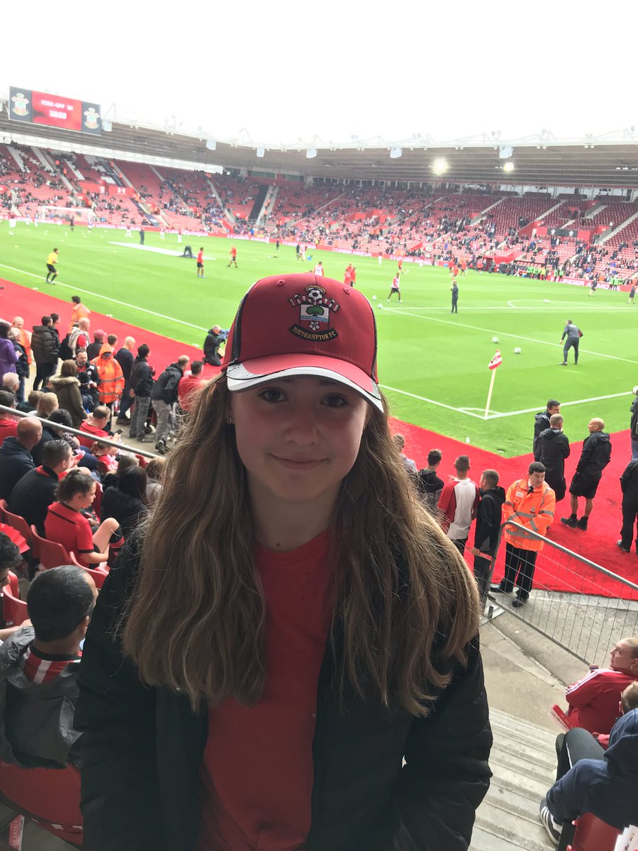 .@SouthamptonFC please could you retweet this photo of my daughter ...