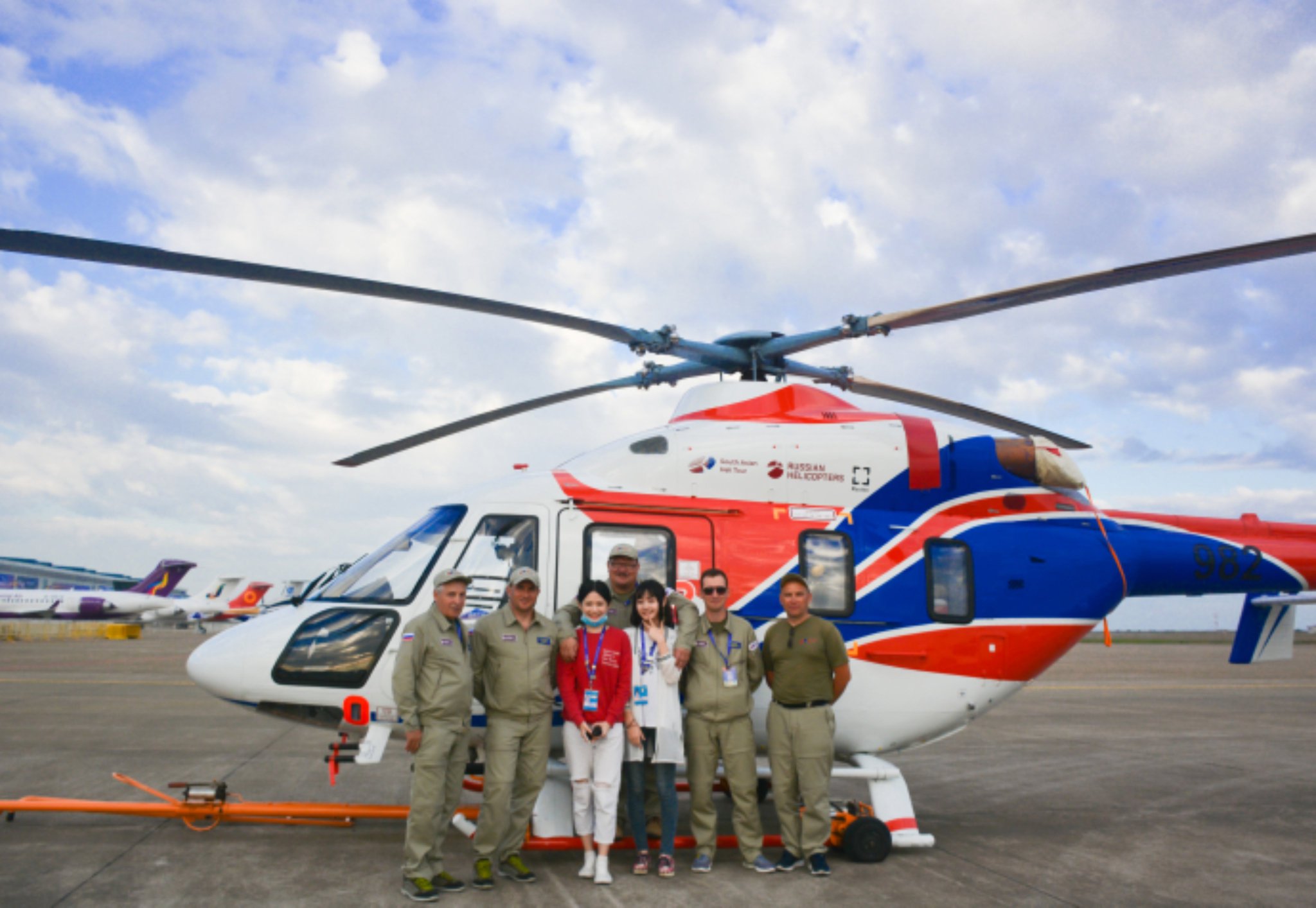 輕巡格子 on Twitter: "with RUSSIA HELICOPTERS https://t.co/sfUB9FS17e" / Twitter