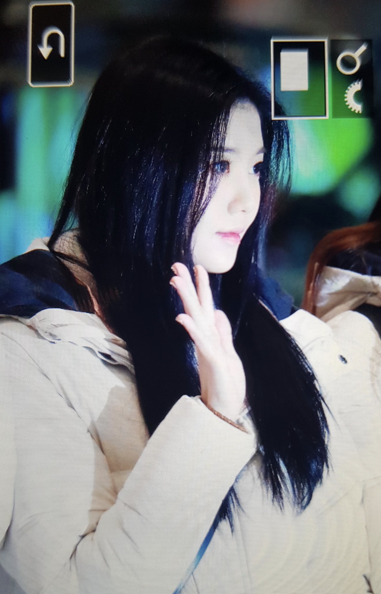 Captain Rabbit🐰 On Twitter 181211 Gmp 출국 권은비 일본 뿌시러 가자😍😍 권은비 クォン・ウン