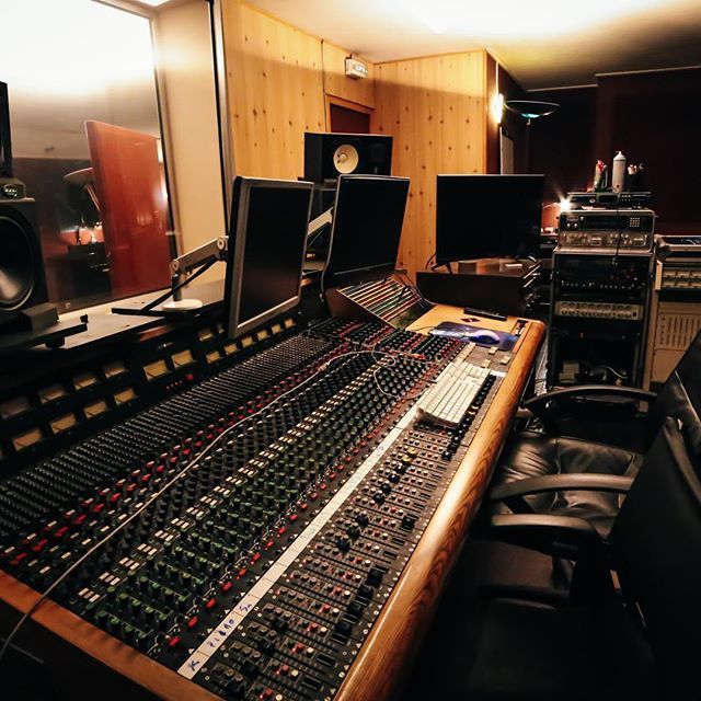 Home Recording Studio Hip Hop