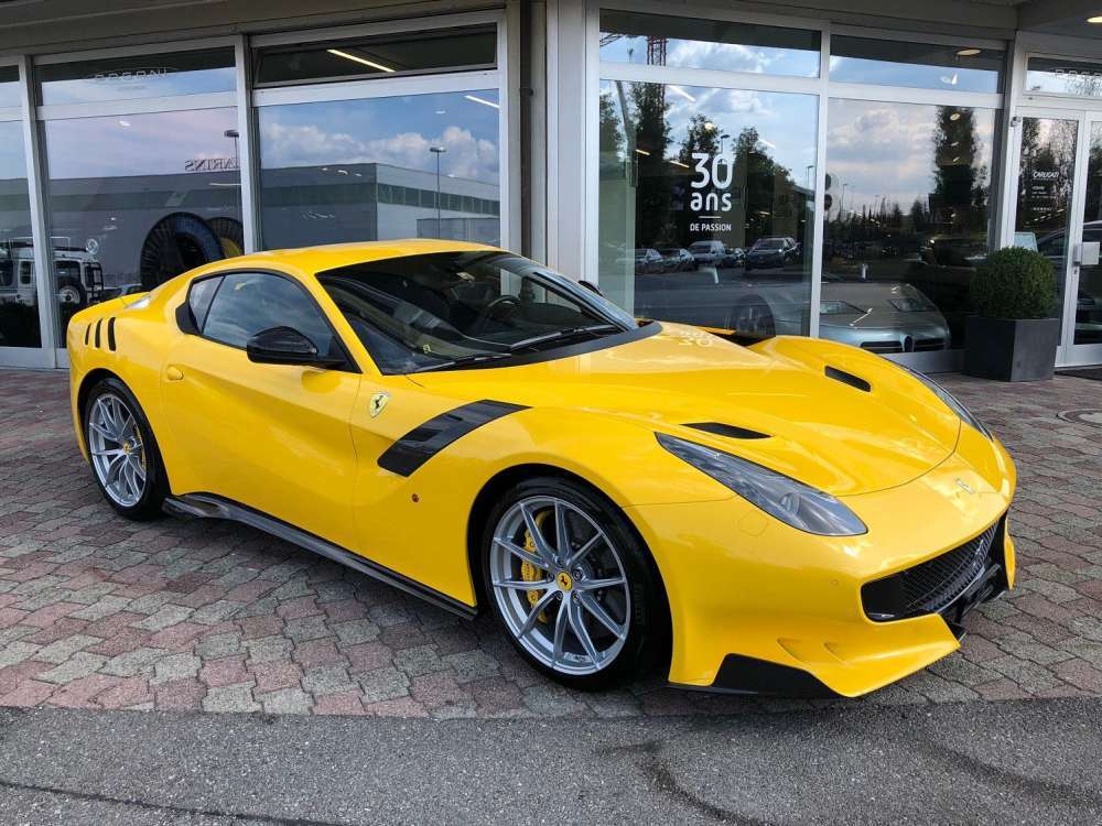 Ferrari F12 Yellow