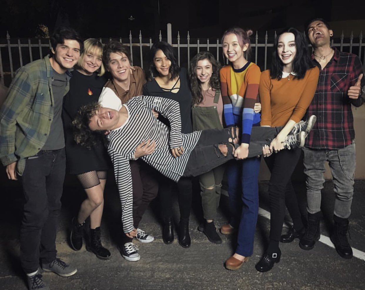 Jc Caylen Twitter Background