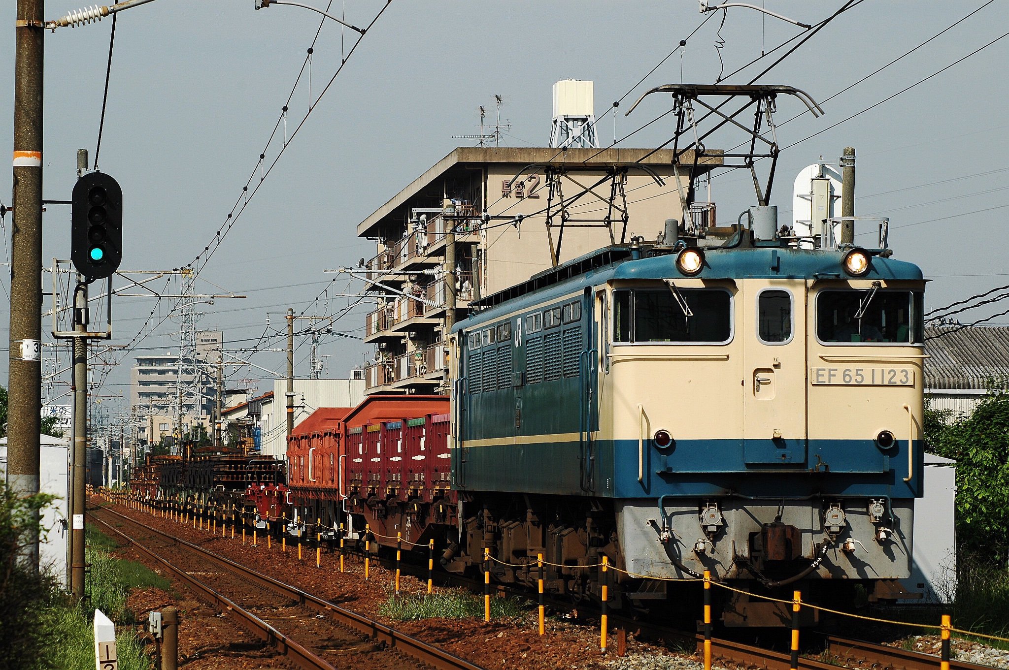 ひろきさん on Twitter: "今から8年前の8866レ。 2010-05-22 EF65-1123 2010-05-29 EF65-118 2010-06-05 EF65-100 ...