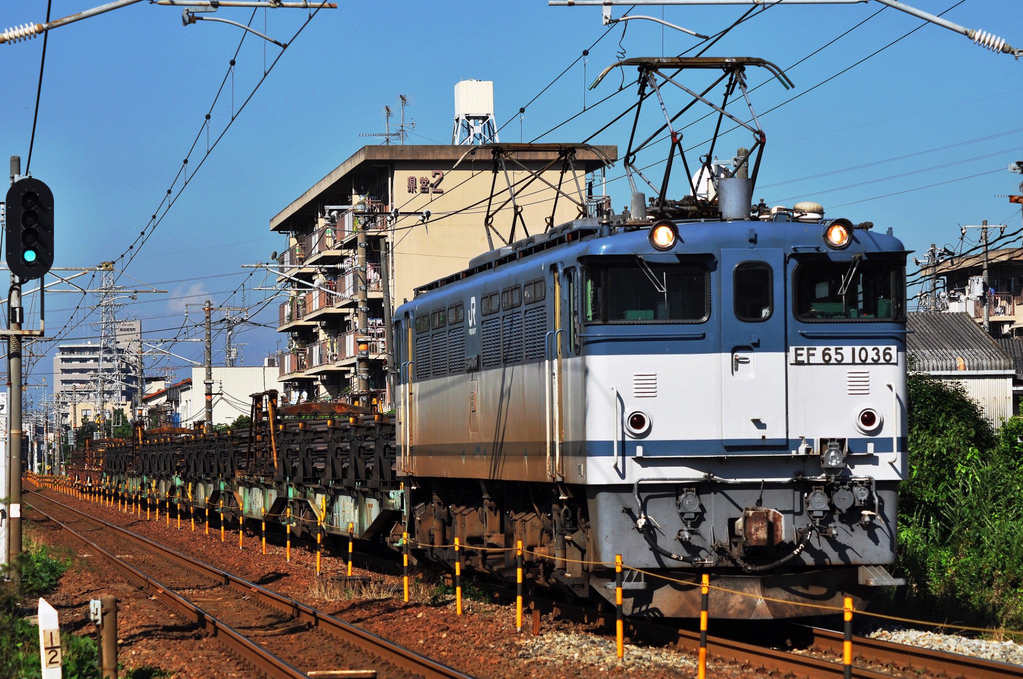 ひろきさん on Twitter: "今から8年前の8866レ。 2010-05-22 EF65-1123 2010-05-29 EF65-118 2010-06-05 EF65-100 ...