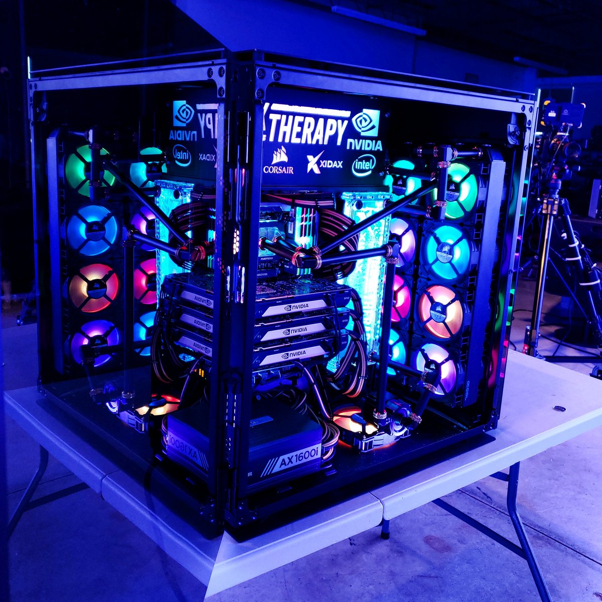 197 best Twitter @unboxtherapy images on Pholder | The original folder...