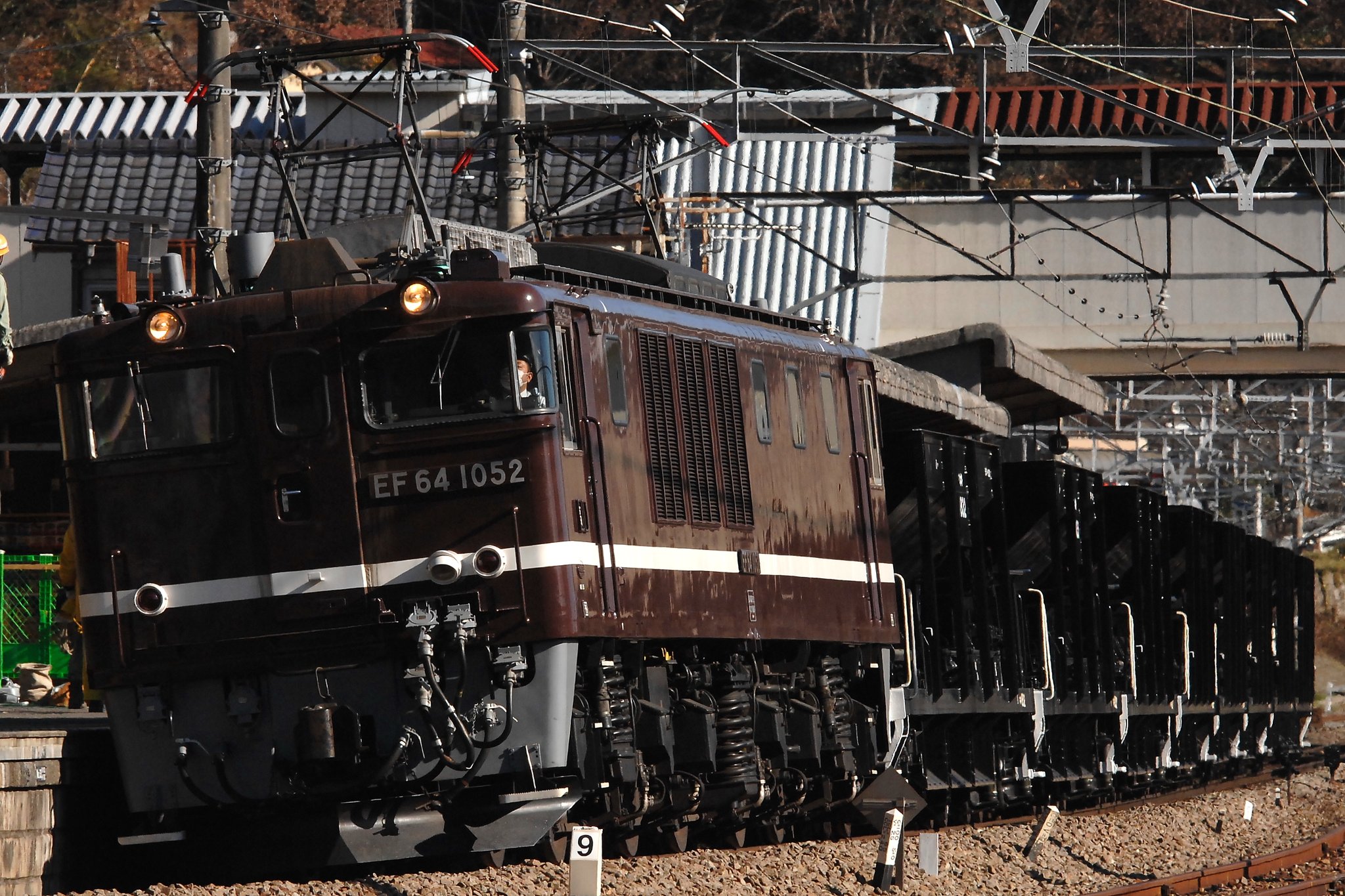 まるしゅう on Twitter: "今日のホキ800廃車回送。 EF64 1052+ホキ800形8両(E+B) まず上野原で一発。その後は雲も出てきたので追い越して大月～初狩のS字へ。 この ...