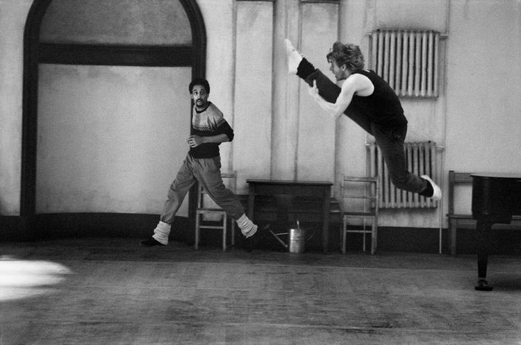 Mikhail Baryshnikov Leaping