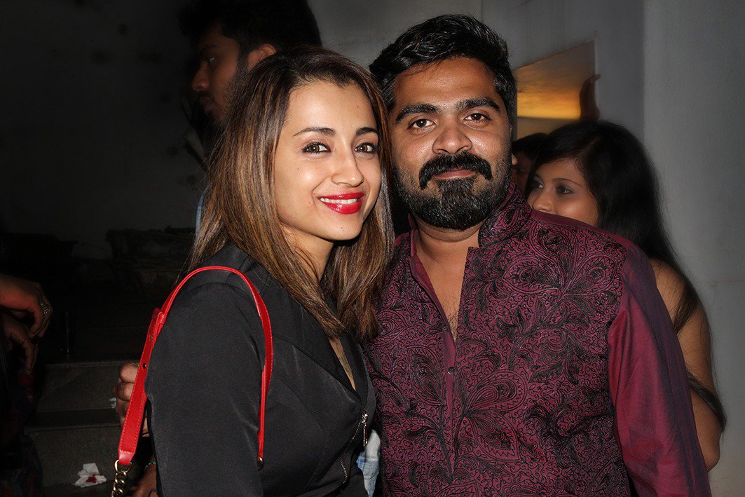 Vtv Stills Of Trisha And Simbu