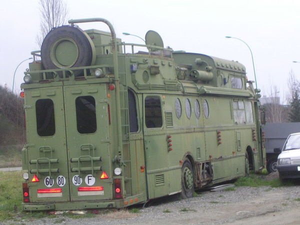Zombie Apocalypse Bus