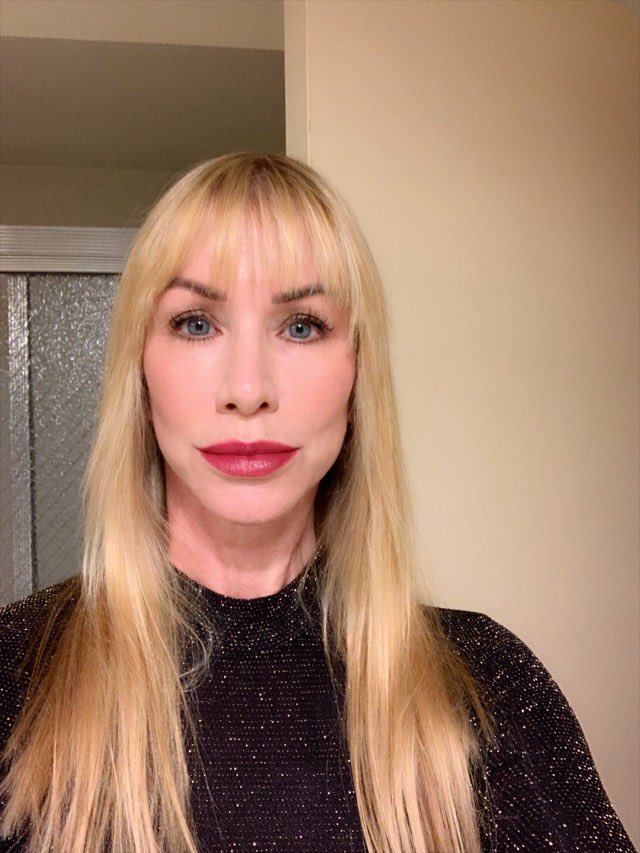 Caroline Williams's Instagram, Twitter & Facebook on IDCrawl