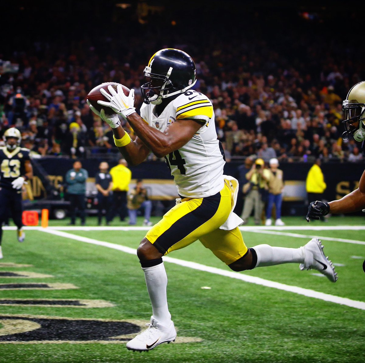 94 best Twitter u/ab84 images on Pholder | Love at first Sight ...