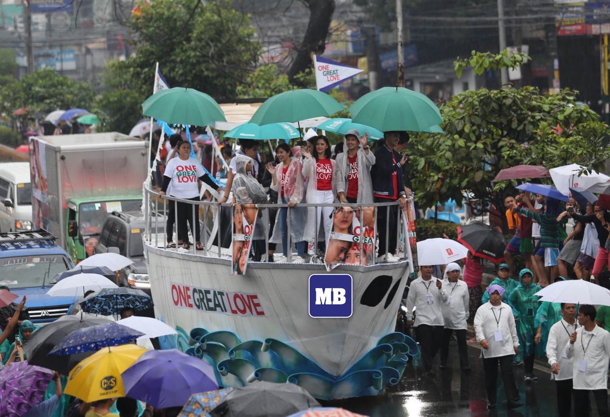 The float must go on! Despite the rainy weather yesterday the Metro ...